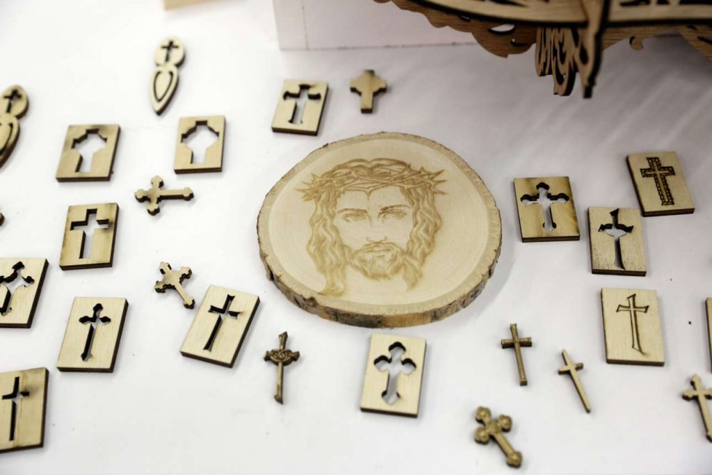 Ο Ιησούς δεν είναι δημόσιος υπάλληλος | Protagon.gr