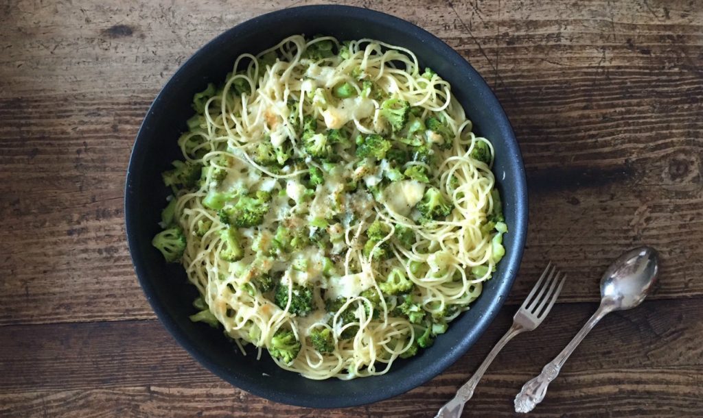 Σπαγγέτι με μπρόκολο στο φούρνο | Protagon.gr
