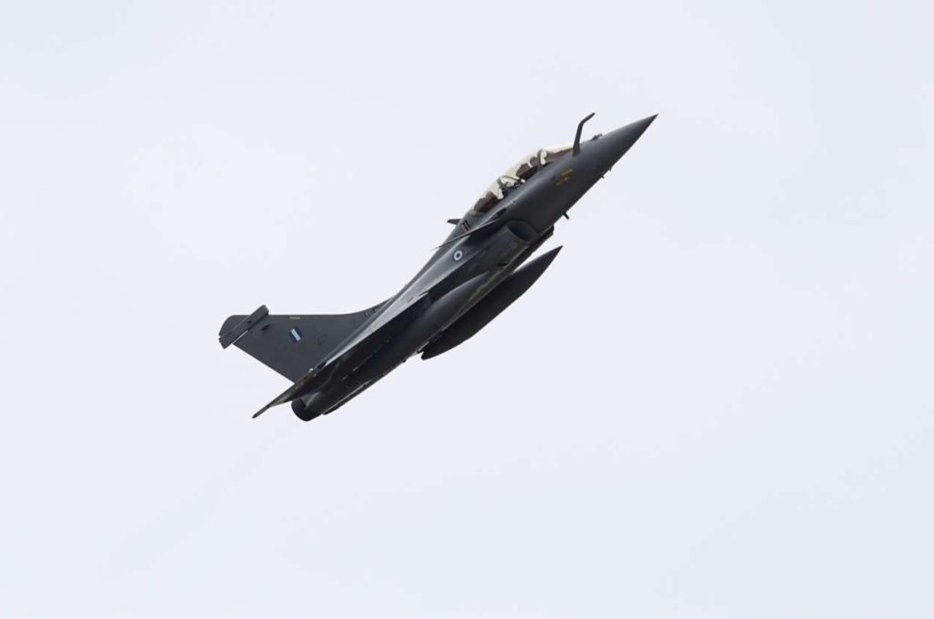 Οκτώ F-16 Viper, 15 Rafale ήδη στη δύναμη της ΠΑ - έρχονται τα LOA για F-35 και Black Hawk UH ...