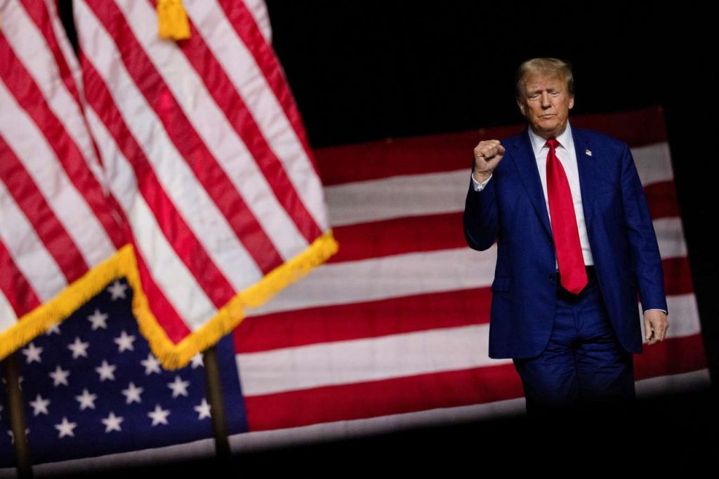 Ο Τραμπ λέει τώρα ότι είναι ένας «σύγχρονος Μαντέλα» | Protagon.gr