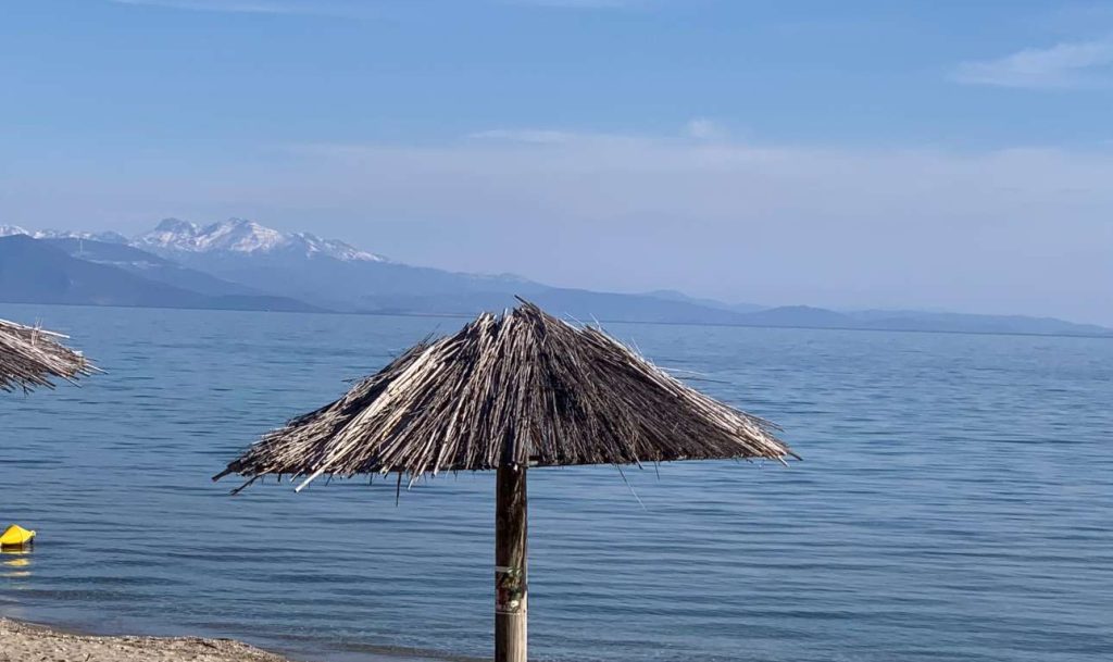 Βάζοντας το μέλλον σε ντεμοντέ καλούπια | Protagon.gr