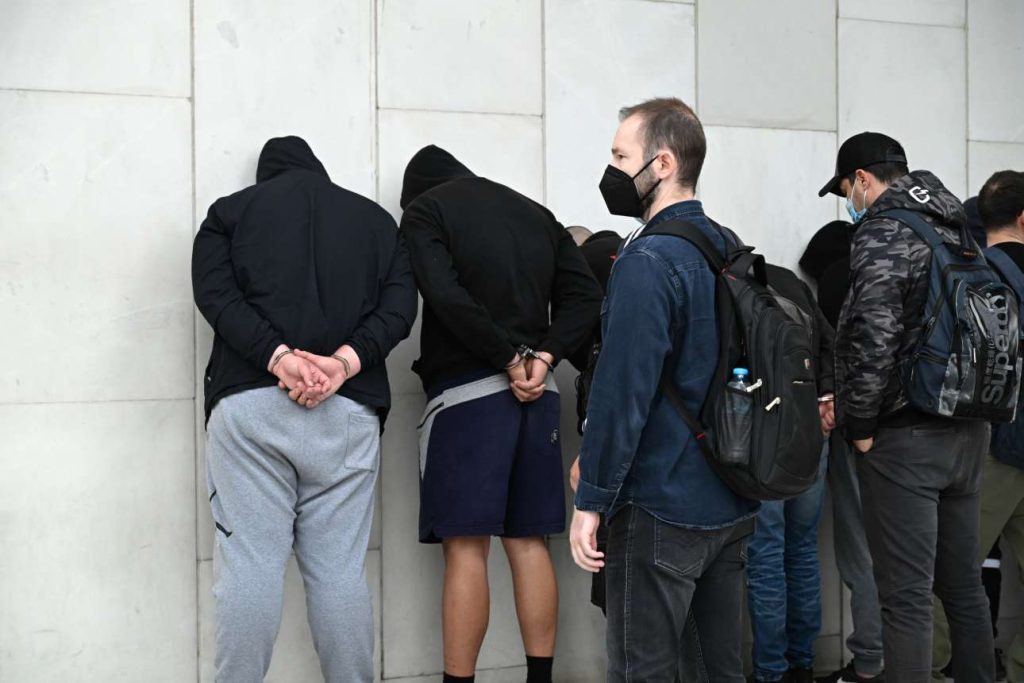 Δολοφονία Λυγγερίδη: Βαρύτατες διώξεις για 28 κακουργήματα και πλημμελήματα στους 67 ...