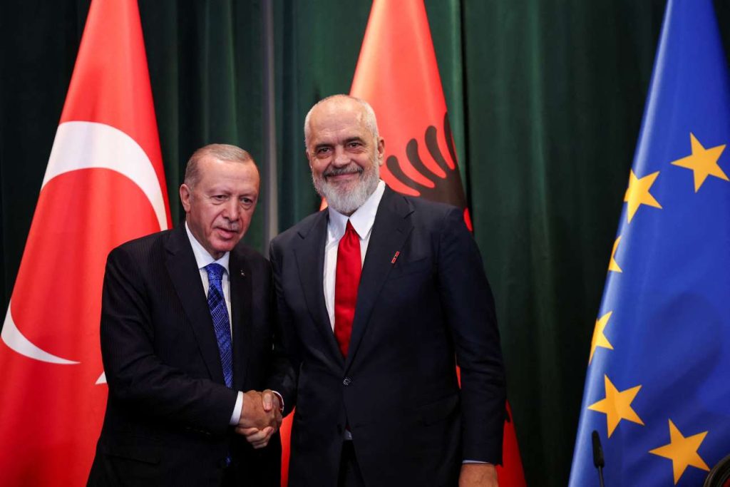 «Σημαντικό αριθμό» καμικάζι drones δώρισε ο Ερντογάν στον Ράμα | Protagon.gr