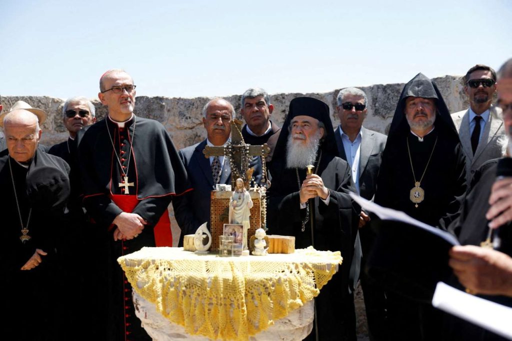 Ισραηλινοί έποικοι εναντίον χριστιανών στη Δυτική Oχθη | Protagon.gr