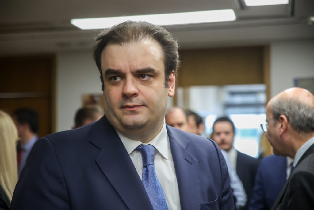 Αναλήψεις χωρίς προμήθεια από τις 11/8 σε ΑΤΜ τραπεζών | Protagon.gr