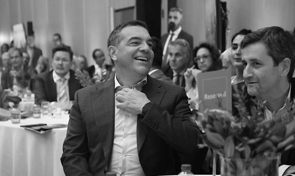 O ευτυχισμένος κόσμος του Αλέξη Τσίπρα | Protagon.gr